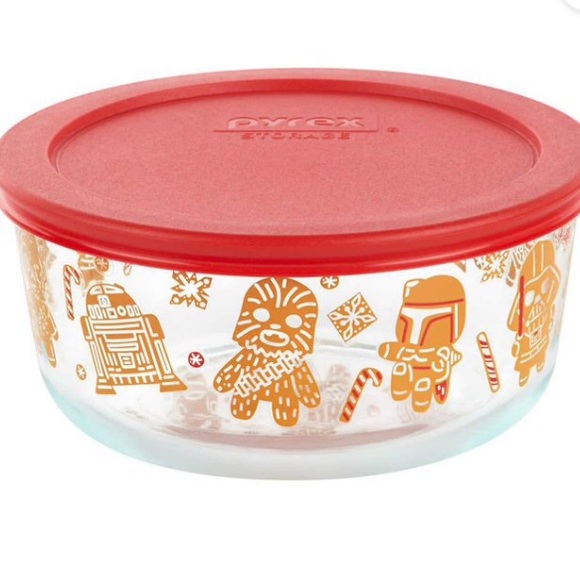 Pyrex | Kitchen | Star Wars Pyrex Christmas Set | Poshmark
